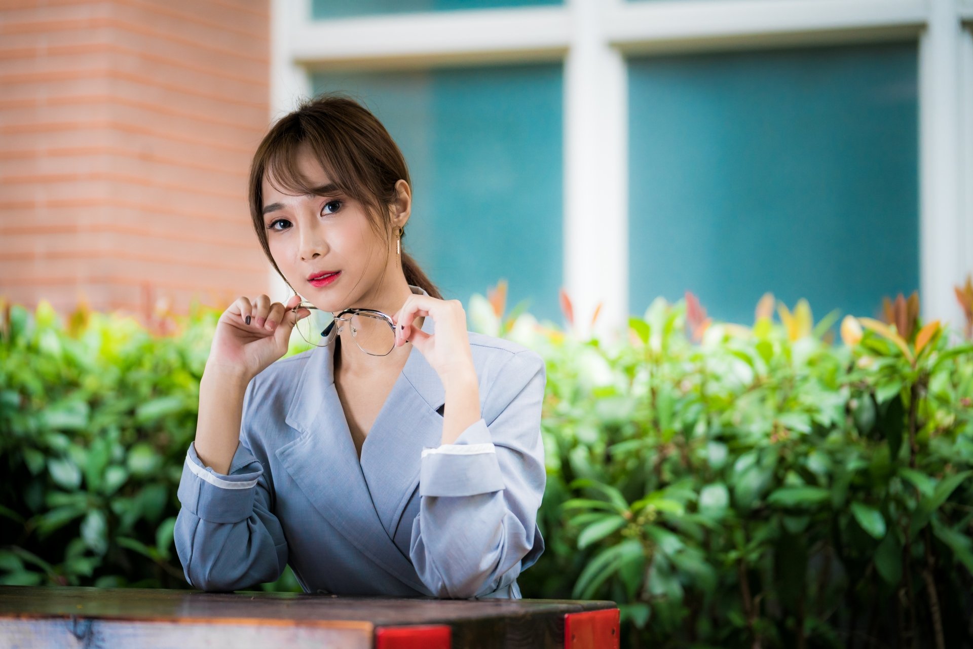 Download Depth Of Field Model Glasses Woman Asian 4k Ultra HD Wallpaper