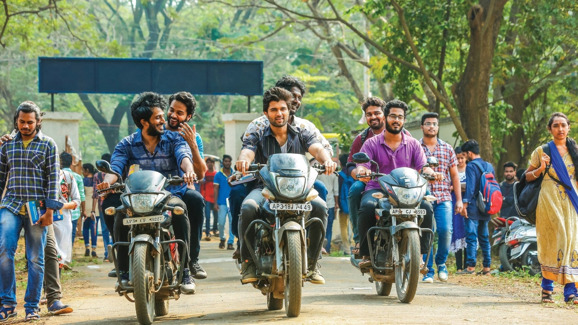 Download Movie Dear Comrade HD Wallpaper