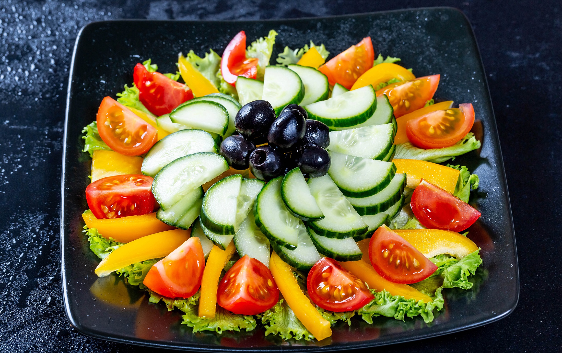 Download Olive Tomato Vegetable Food Salad HD Wallpaper