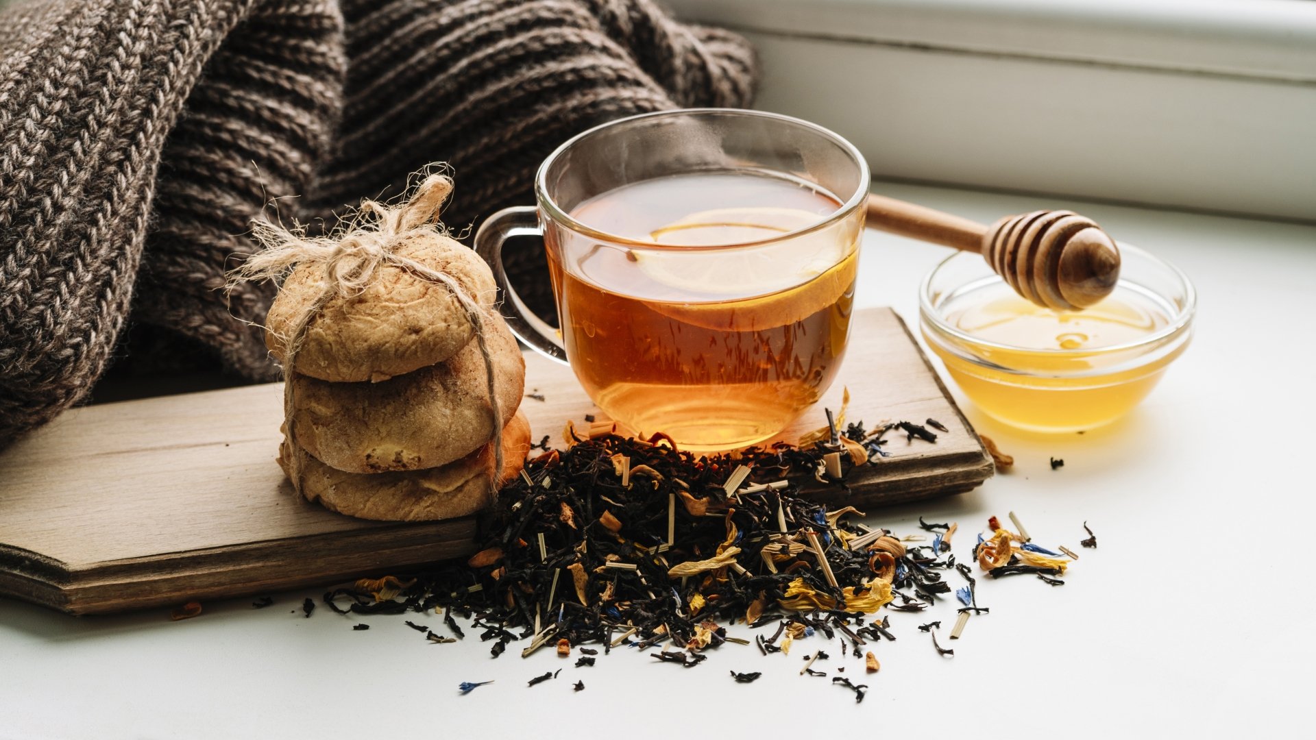 Download Still Life Drink Honey Cup Cookie Food Tea 4k Ultra HD Wallpaper