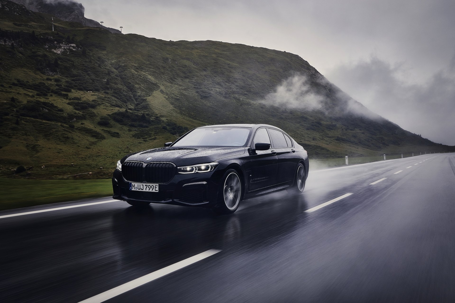 Download Car BMW Vehicle BMW 7 Series 4k Ultra HD Wallpaper | 4096x2730 ...