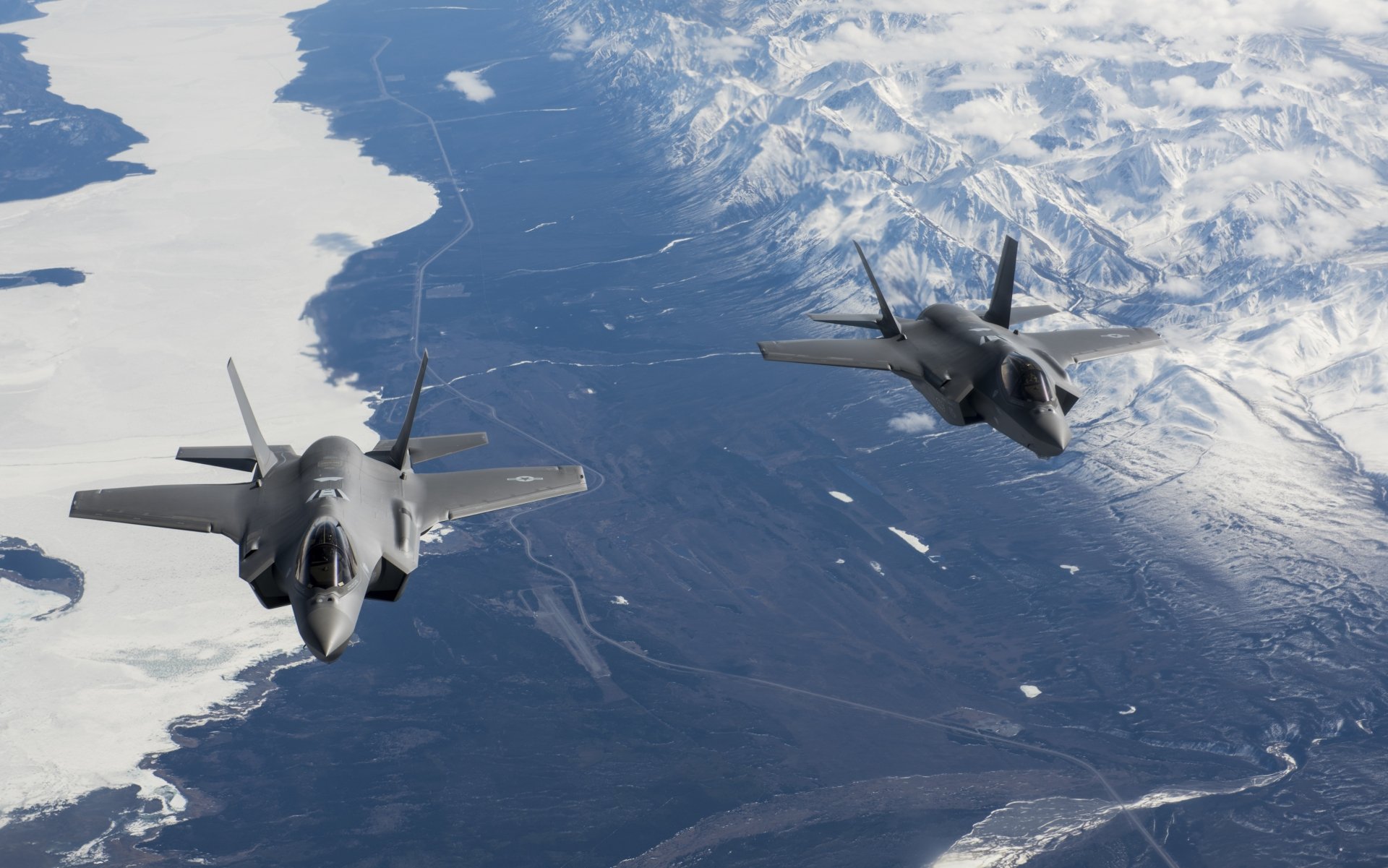 Download Warplane Aircraft Jet Fighter Military Lockheed Martin F-35 Lightning II 4k Ultra HD ...