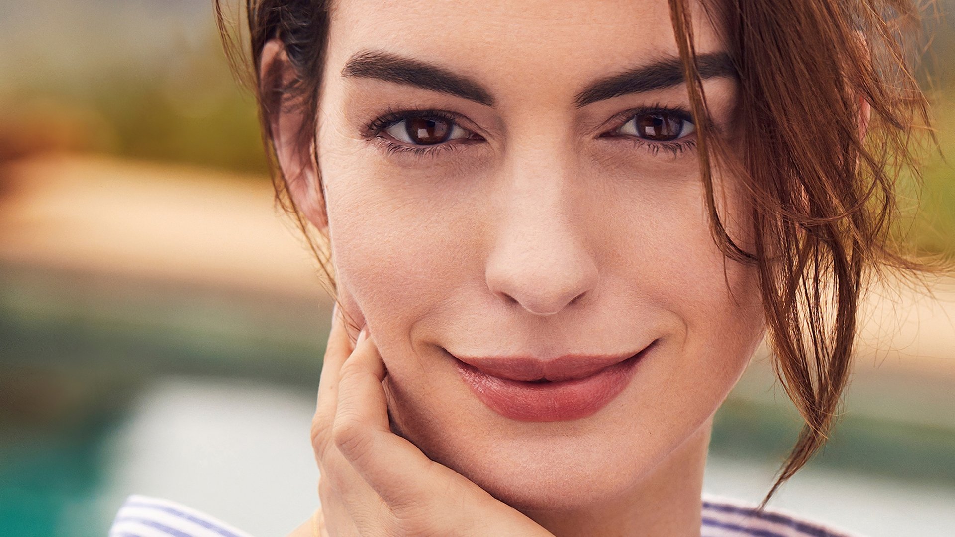 Smoldering Brown-Eyed Smile — American Actress (HD Wallpaper ...