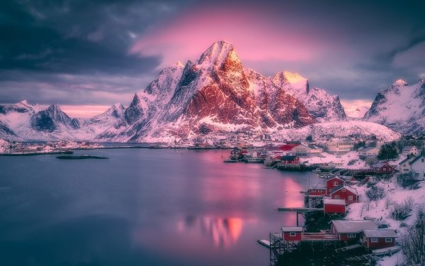 [30+] Reine Wallpapers