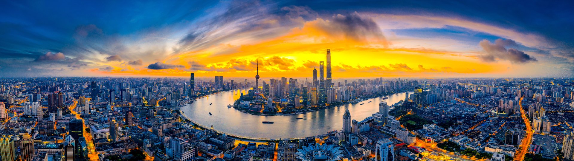 Shanghai Skyline at Sunset: Stunning Cityscape HD Wallpaper