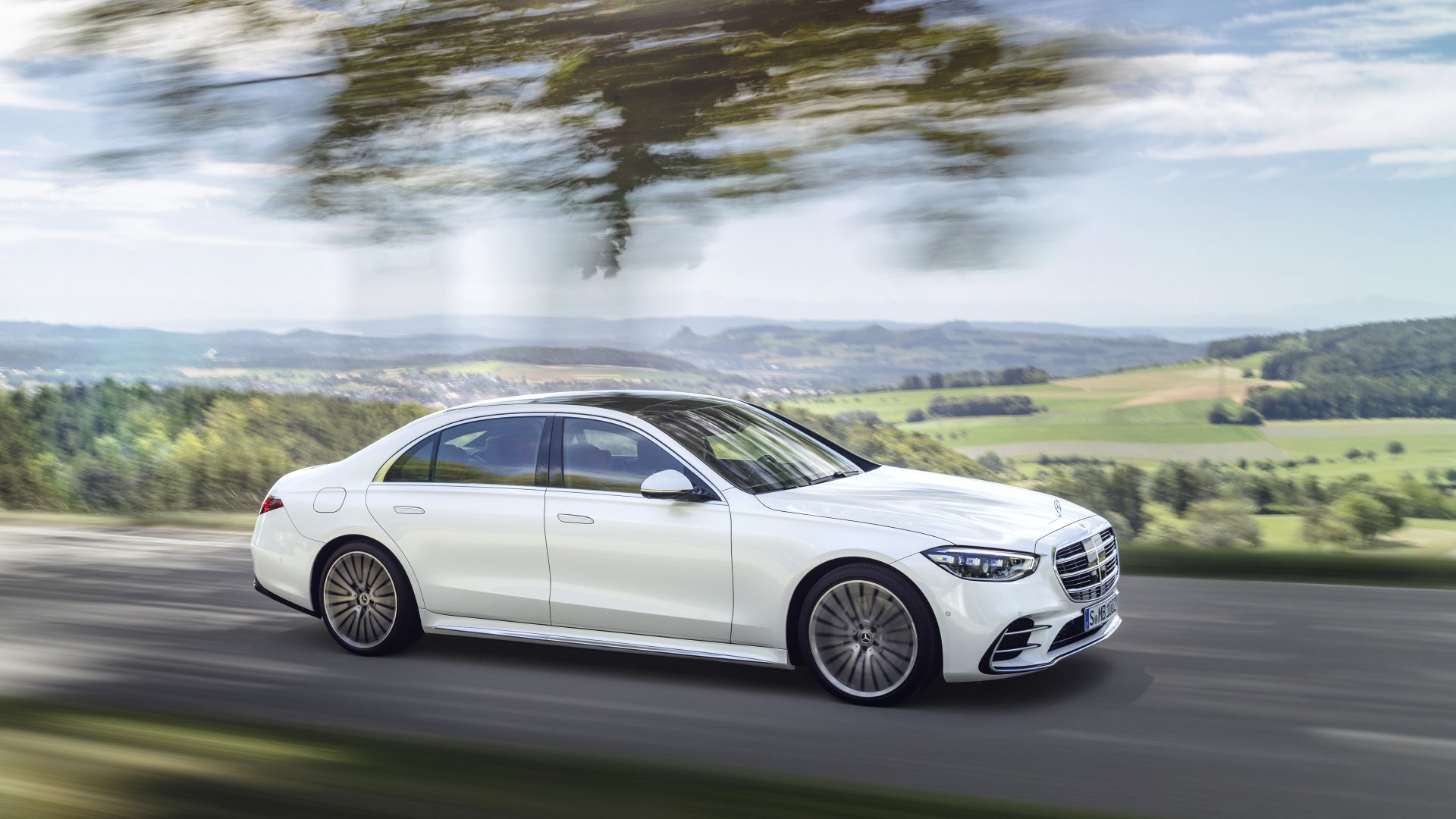 Download White Car Car Mercedes-Benz Vehicle Mercedes-Benz S-Class 4k ...