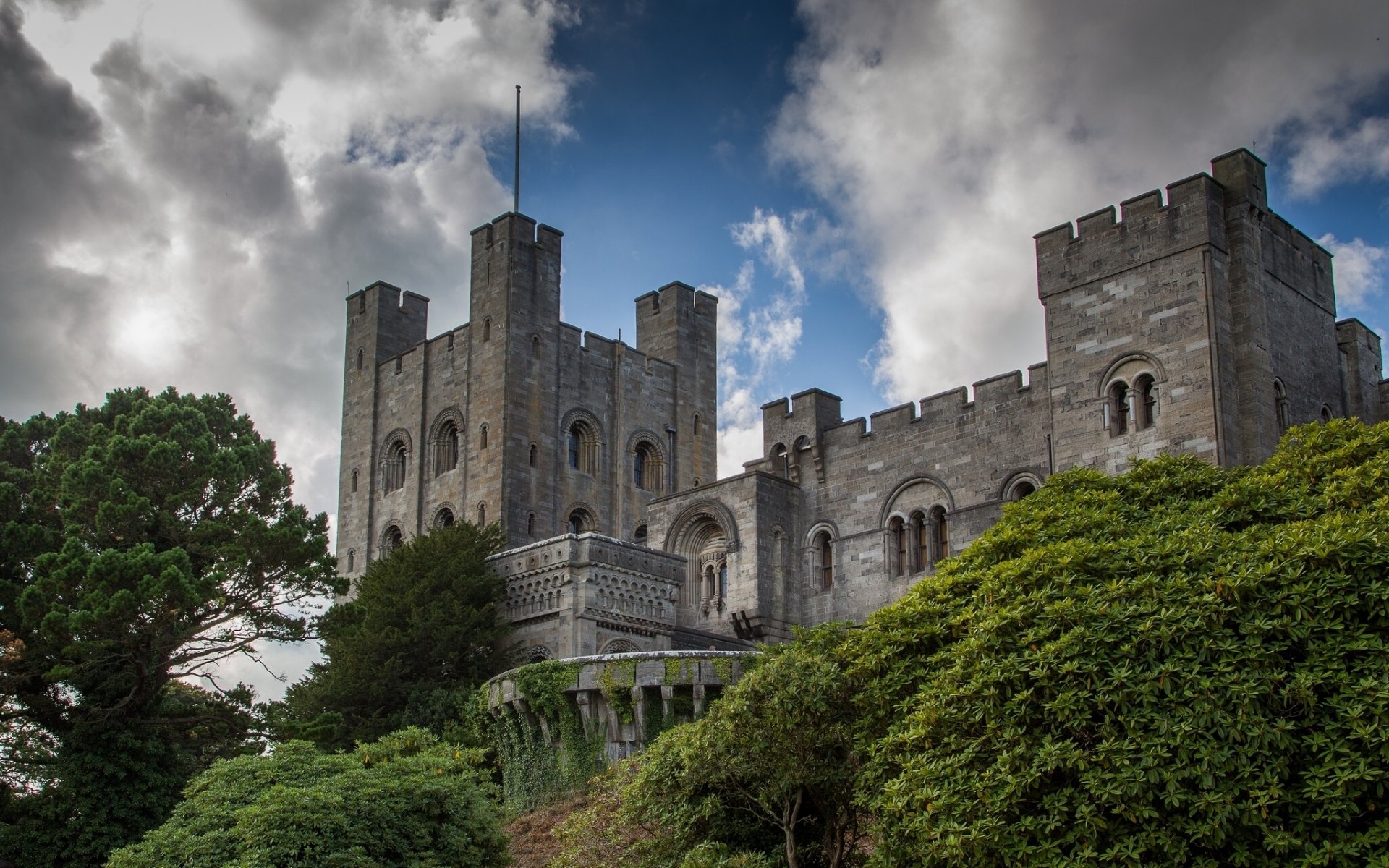 Download Cloud Bush England Man Made Castle HD Wallpaper