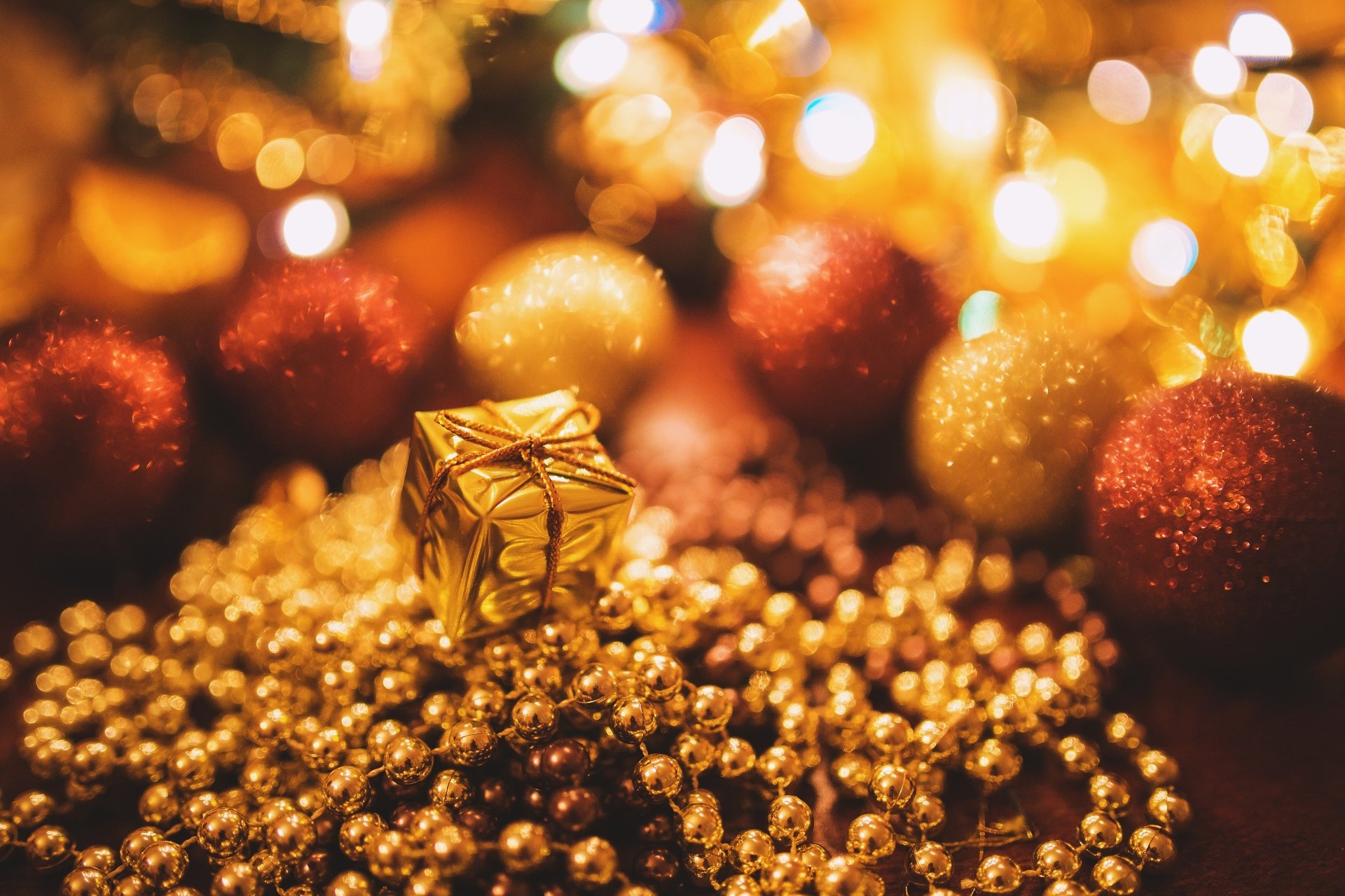 Download Bokeh Christmas Ornaments Gift Light Holiday Christmas 4k ...