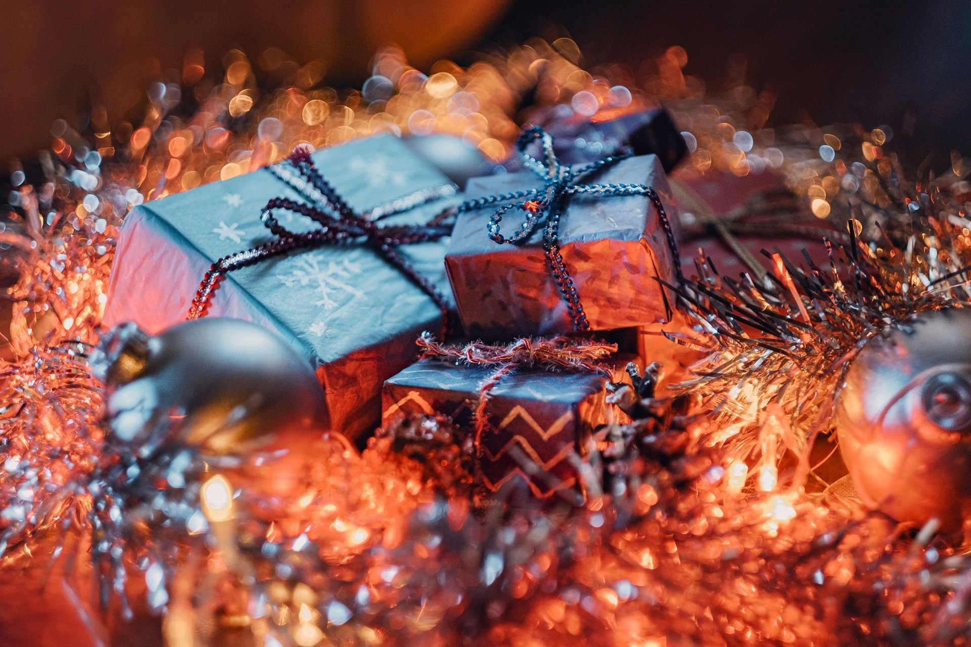 Download Gift Christmas Ornaments Holiday Christmas HD Wallpaper ...