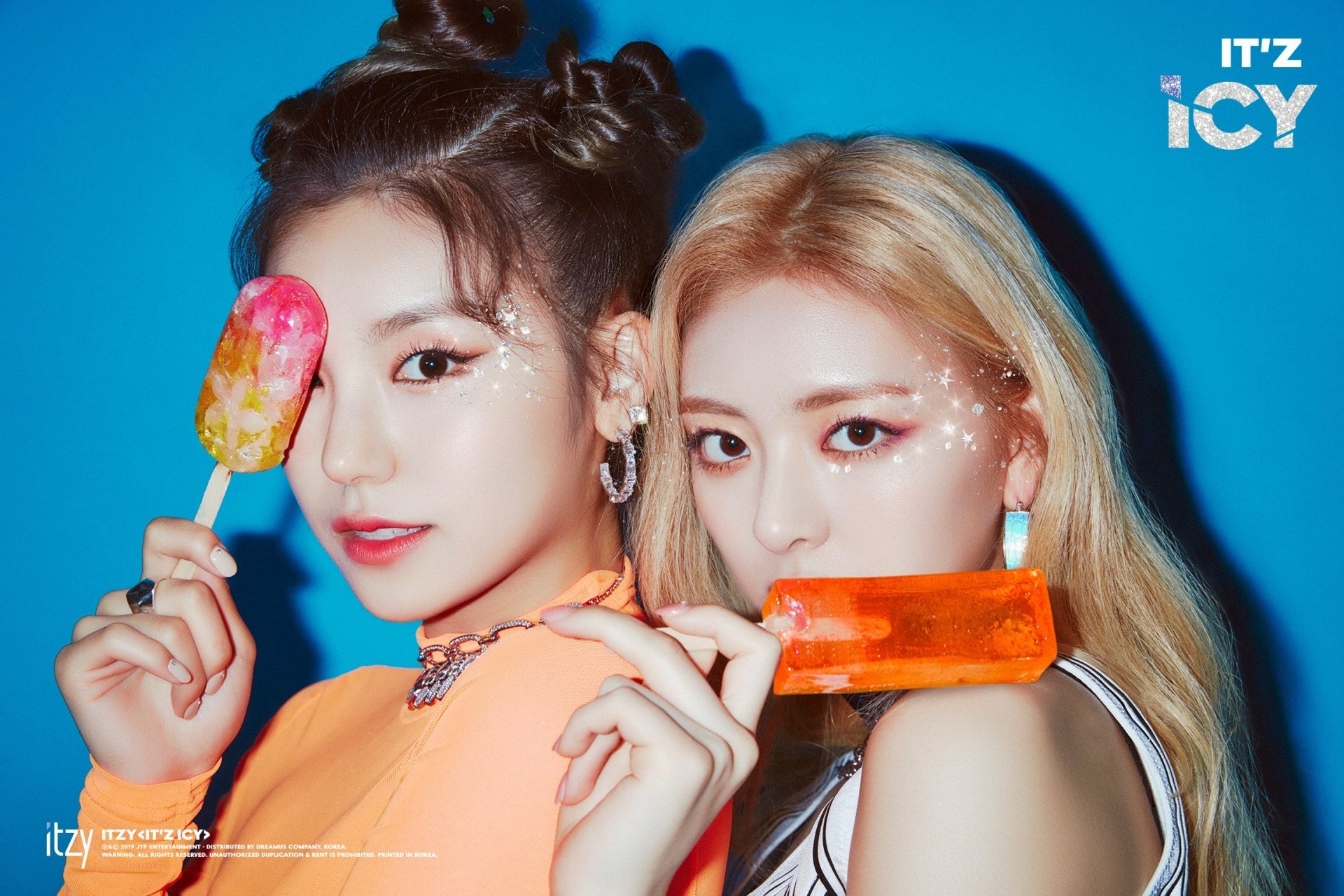 ITZY HD Wallpaper - Cool & Icy Concept