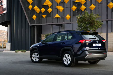 Toyota RAV4 Hybrid - Desktop Wallpapers, Phone Wallpaper, PFP, Gifs ...