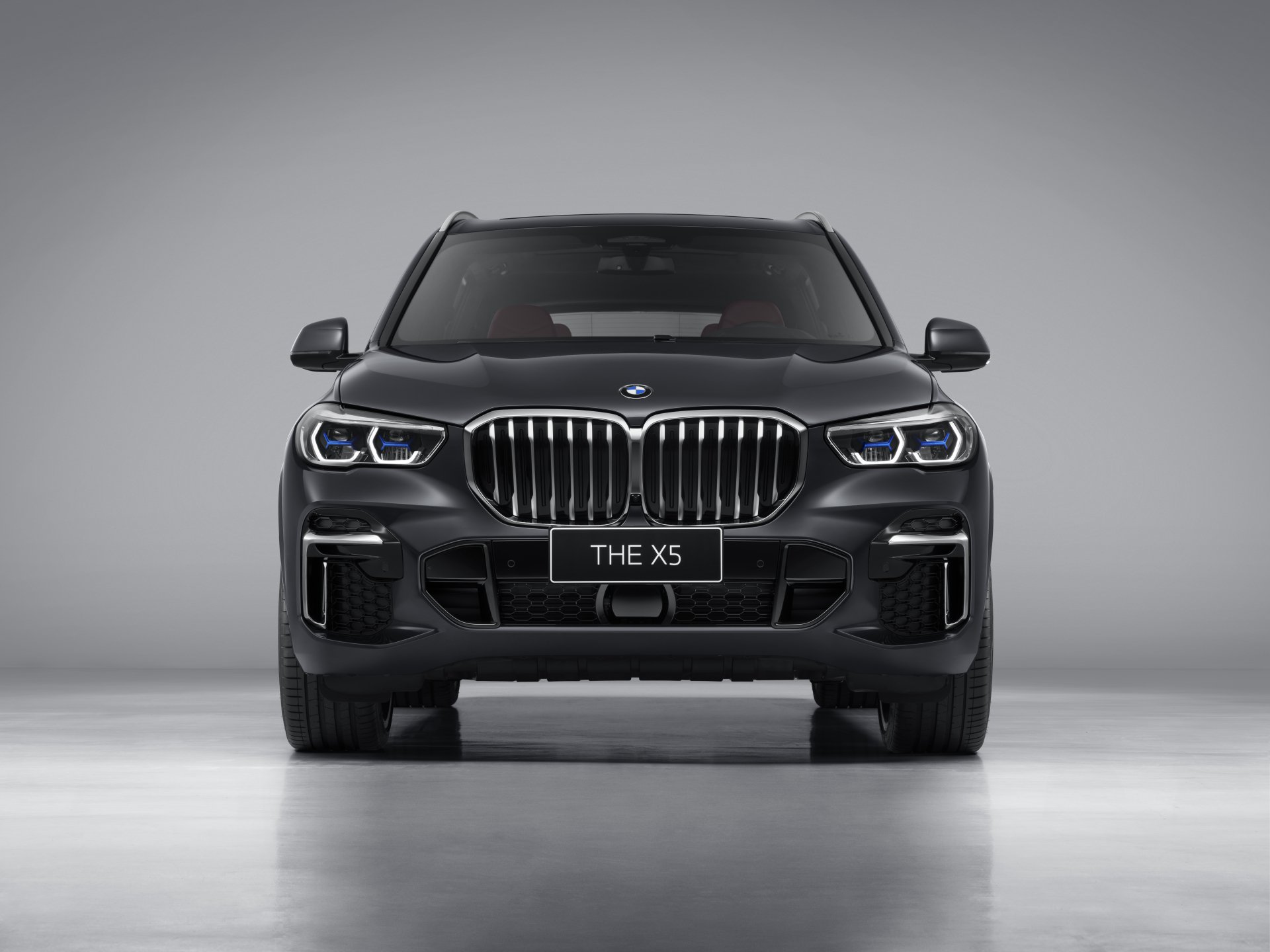 Download Vehicle BMW X5 8k Ultra HD Wallpaper