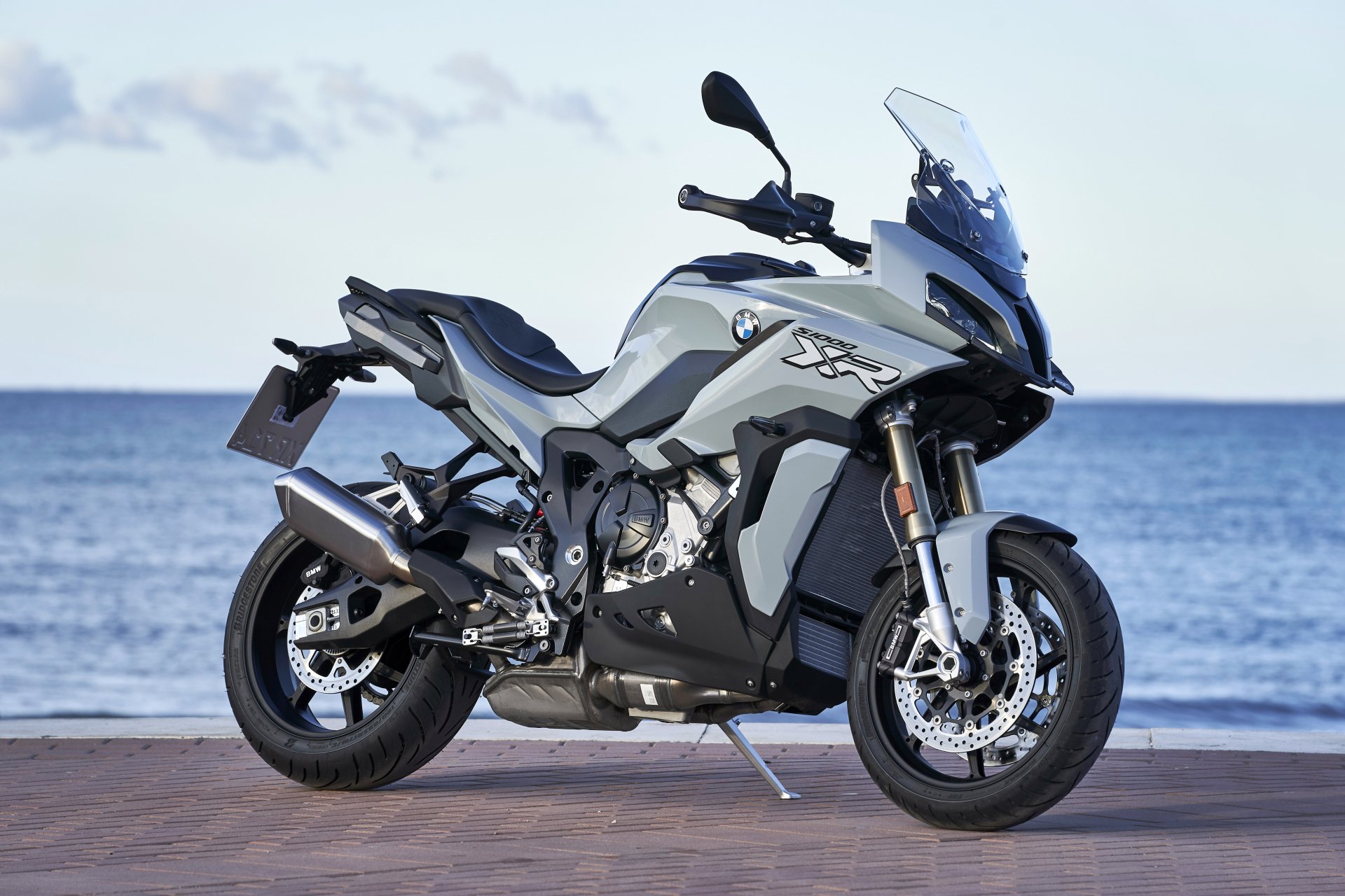 Download Vehicle BMW S1000 4k Ultra HD Wallpaper