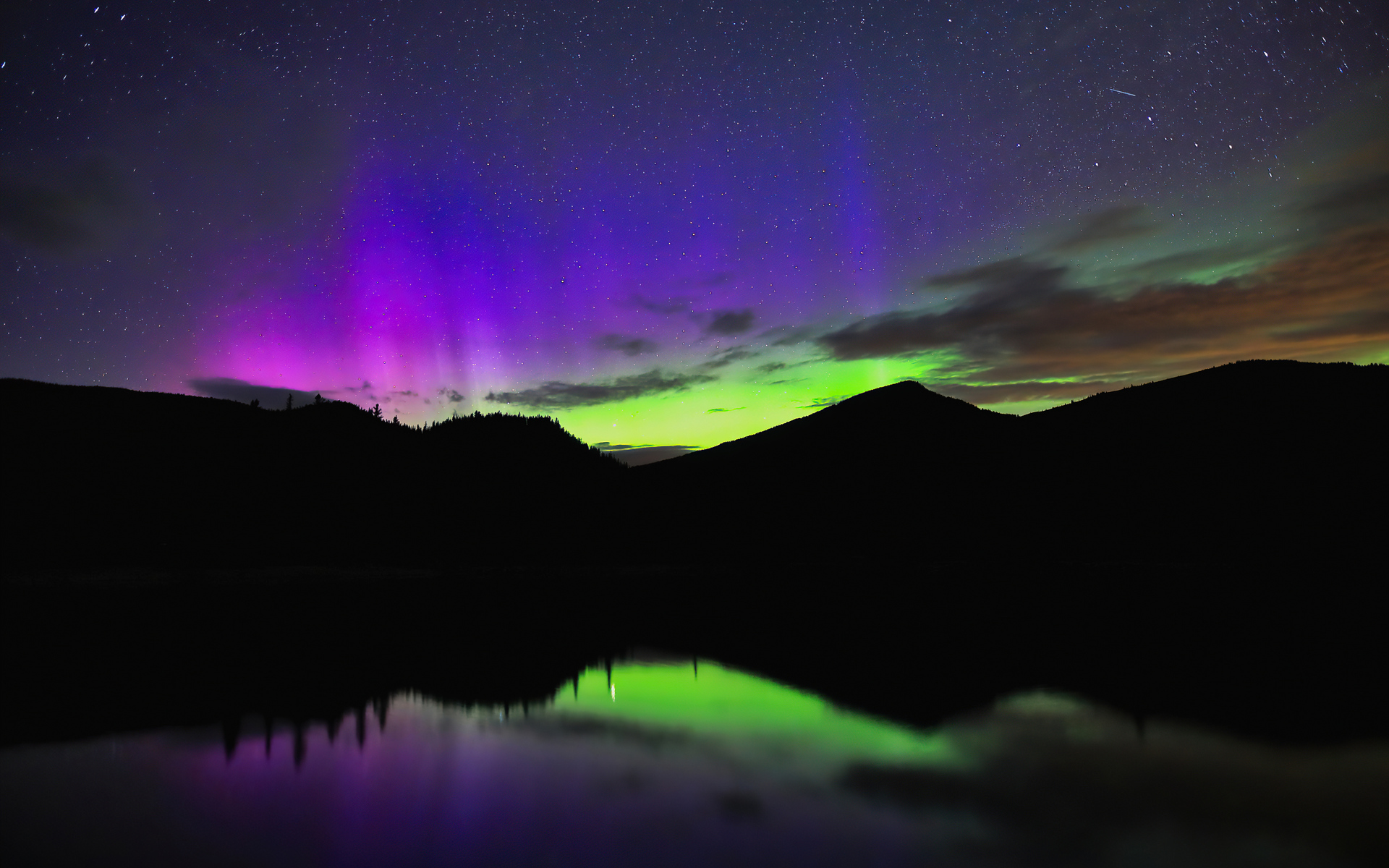Download Nature Aurora Borealis HD Wallpaper by John Andersen
