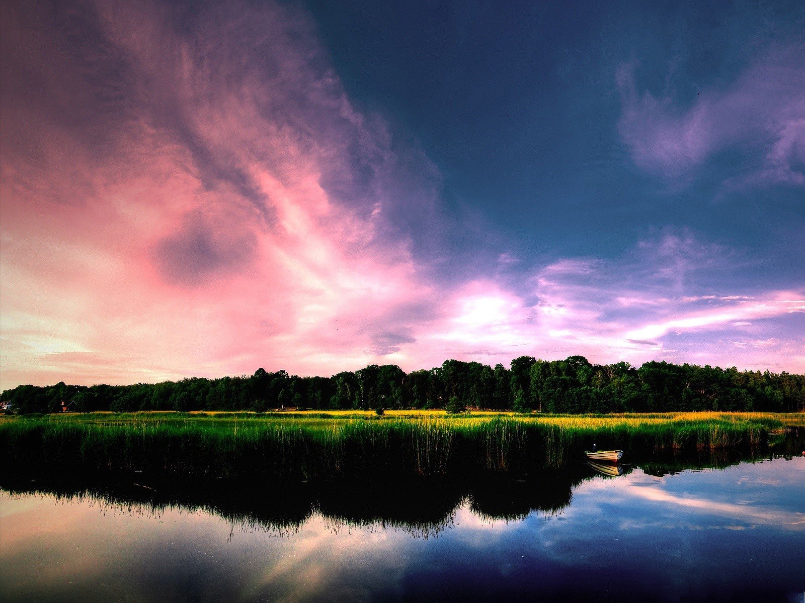 Download Nature Reflection Wallpaper | 1600x1200 | Wallpaper Abyss
