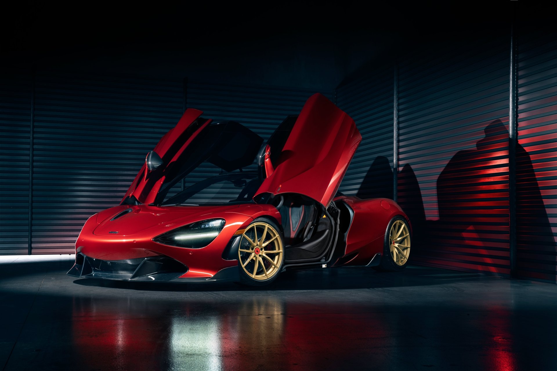 McLaren 720S in 4K Ultra HD – Sleek Speed Unleashed