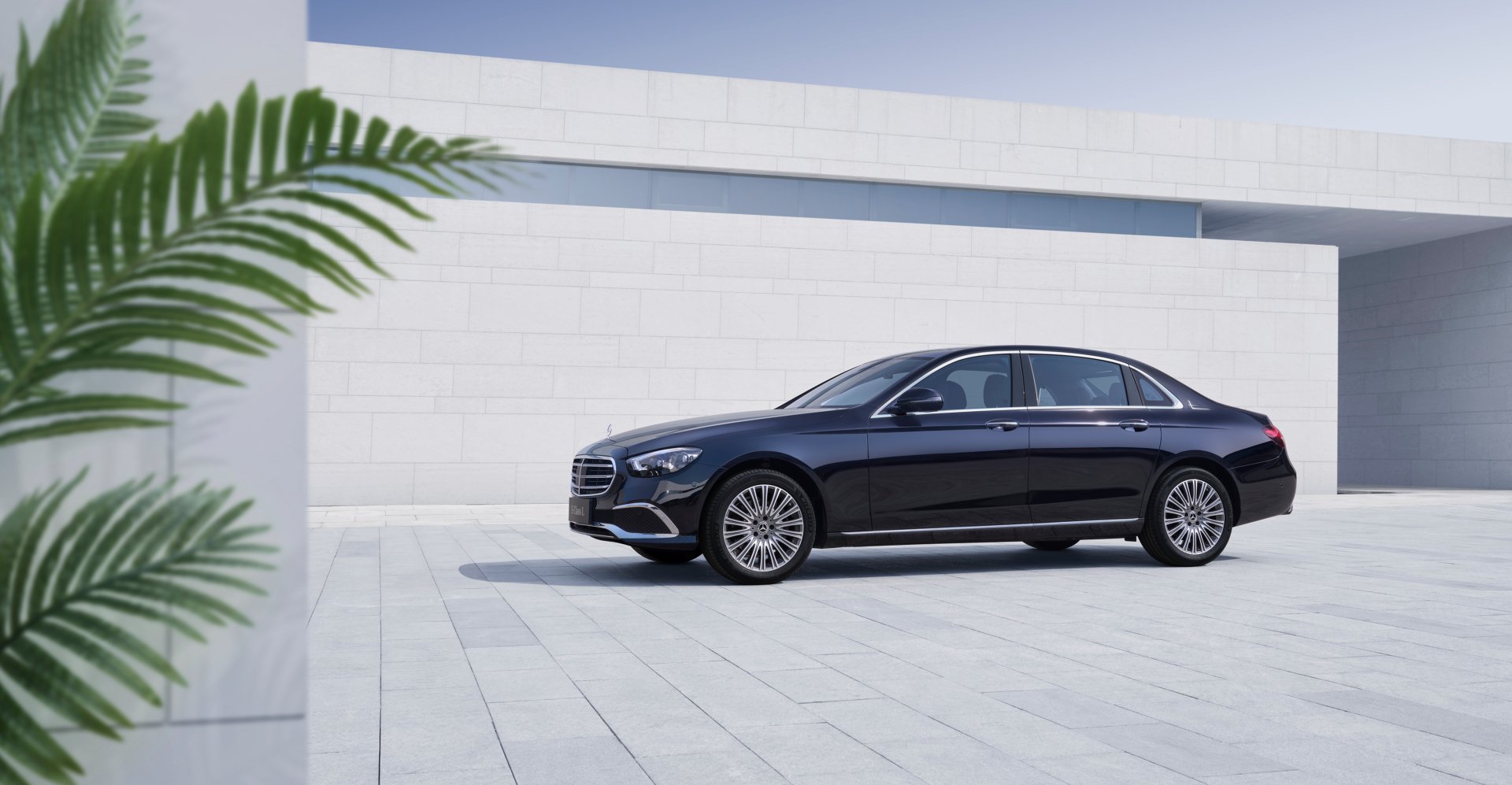 Mercedes-Benz E 300 - Desktop Wallpapers, Phone Wallpaper, PFP, Gifs ...