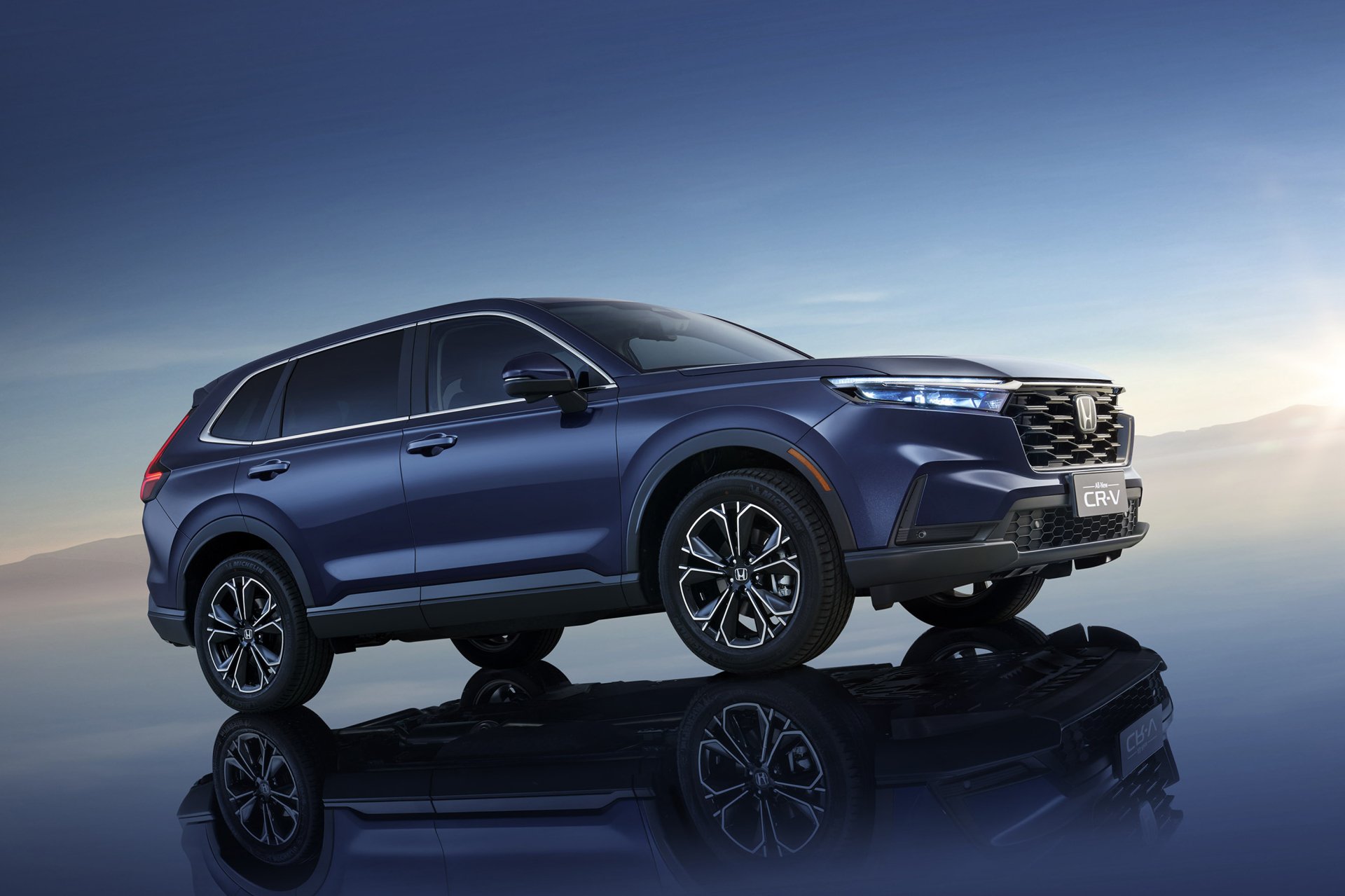 Download Vehicle Honda CR-V HD Wallpaper