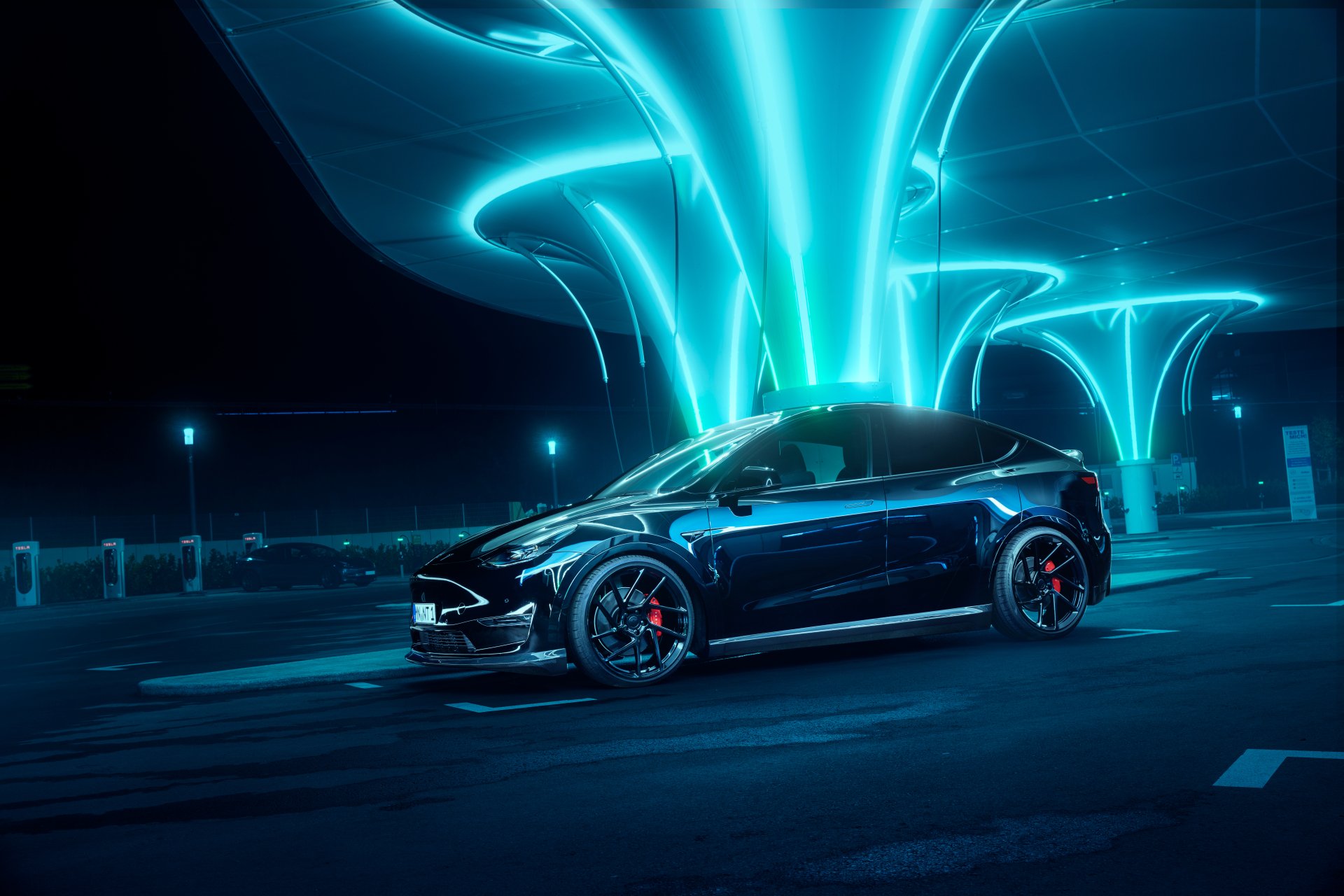 Download Vehicle Tesla Model Y 8k Ultra HD Wallpaper 9504x6336