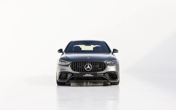 [10+] Mercedes-AMG S63 Wallpapers