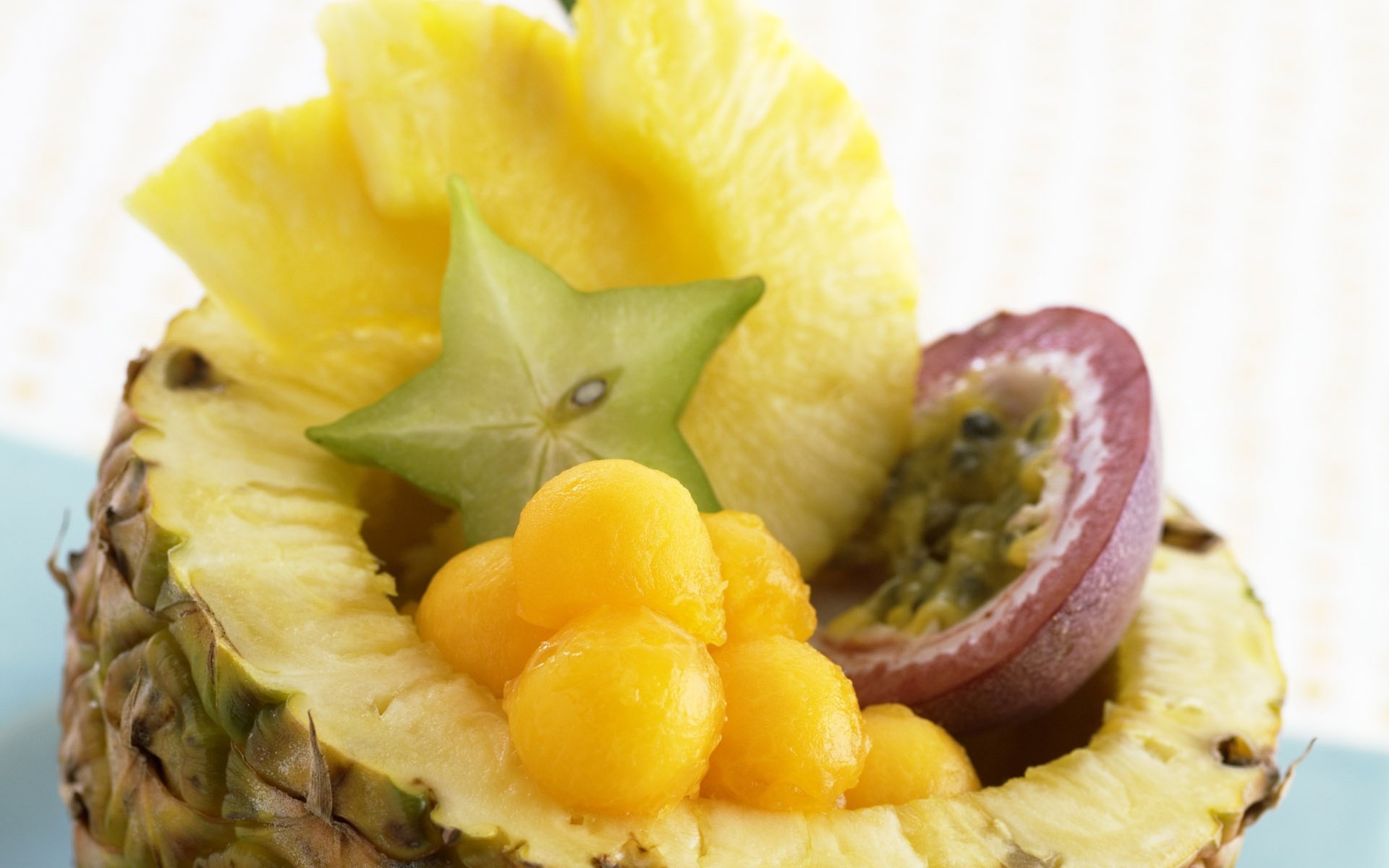 Tropical Fruit Delight: HD Wallpaper of Fresh Exotic Flavors