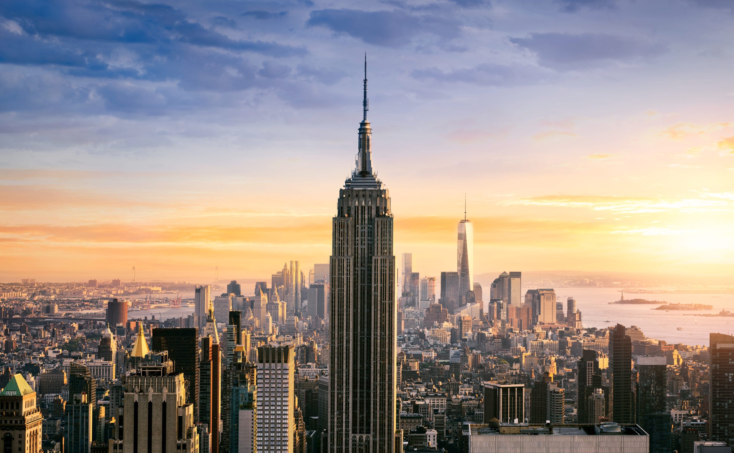 Empire State Building Panoramic View - HD Desktop Wallpaper