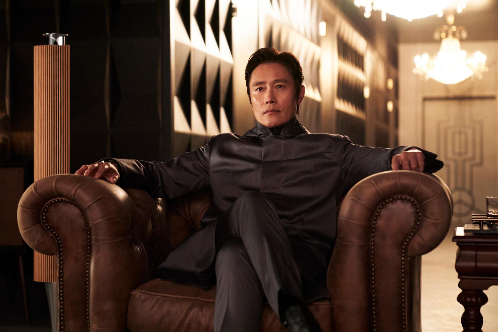 HD Wallpaper of Lee Byung-hun from Squid Game