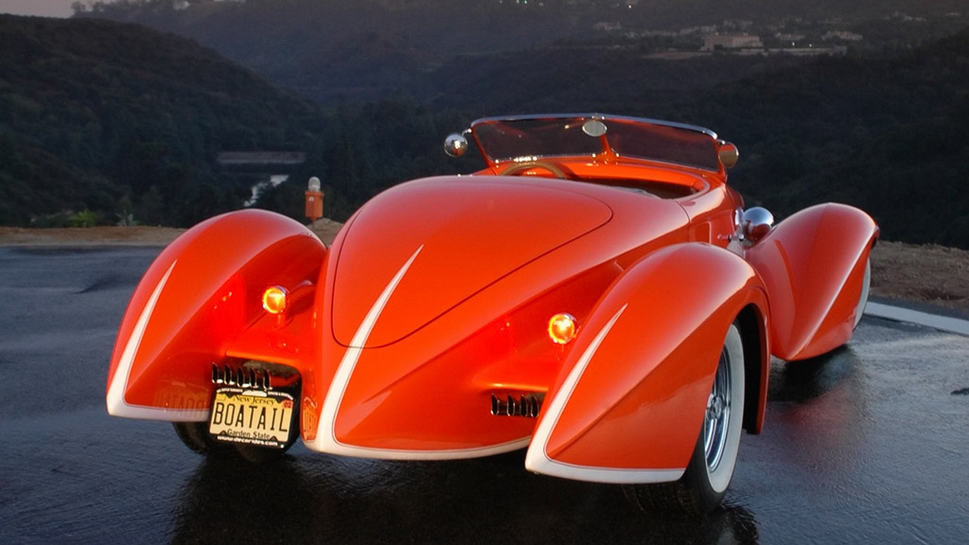 2004 Deco Boattail Speedster – Stunning HD Car Wallpaper