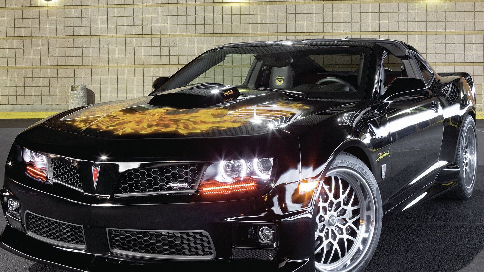 Download Vehicle Pontiac HD Wallpaper