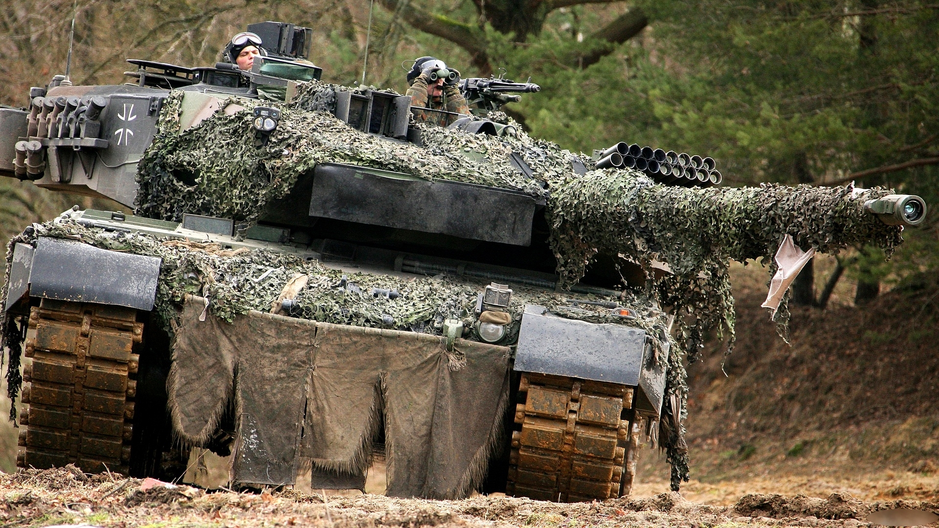 Camouflaged Steel: HD Military Tank Wallpaper