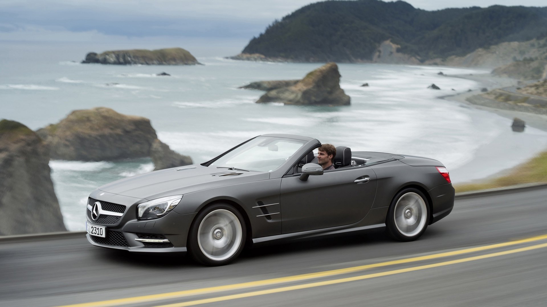 Download Vehicle Mercedes HD Wallpaper
