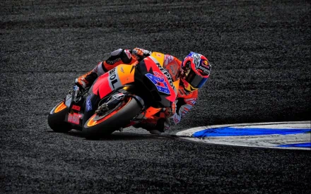 MotoGP - Desktop Wallpapers, Phone Wallpaper, PFP, Gifs, and More!