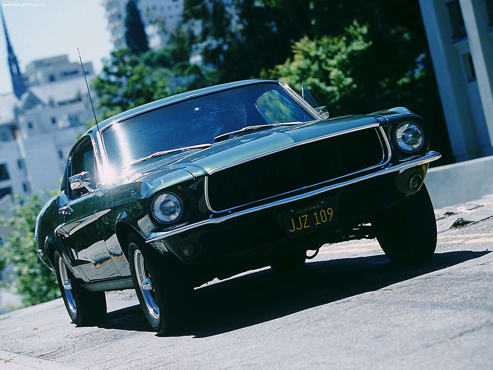 Download Vehicle Ford Wallpaper