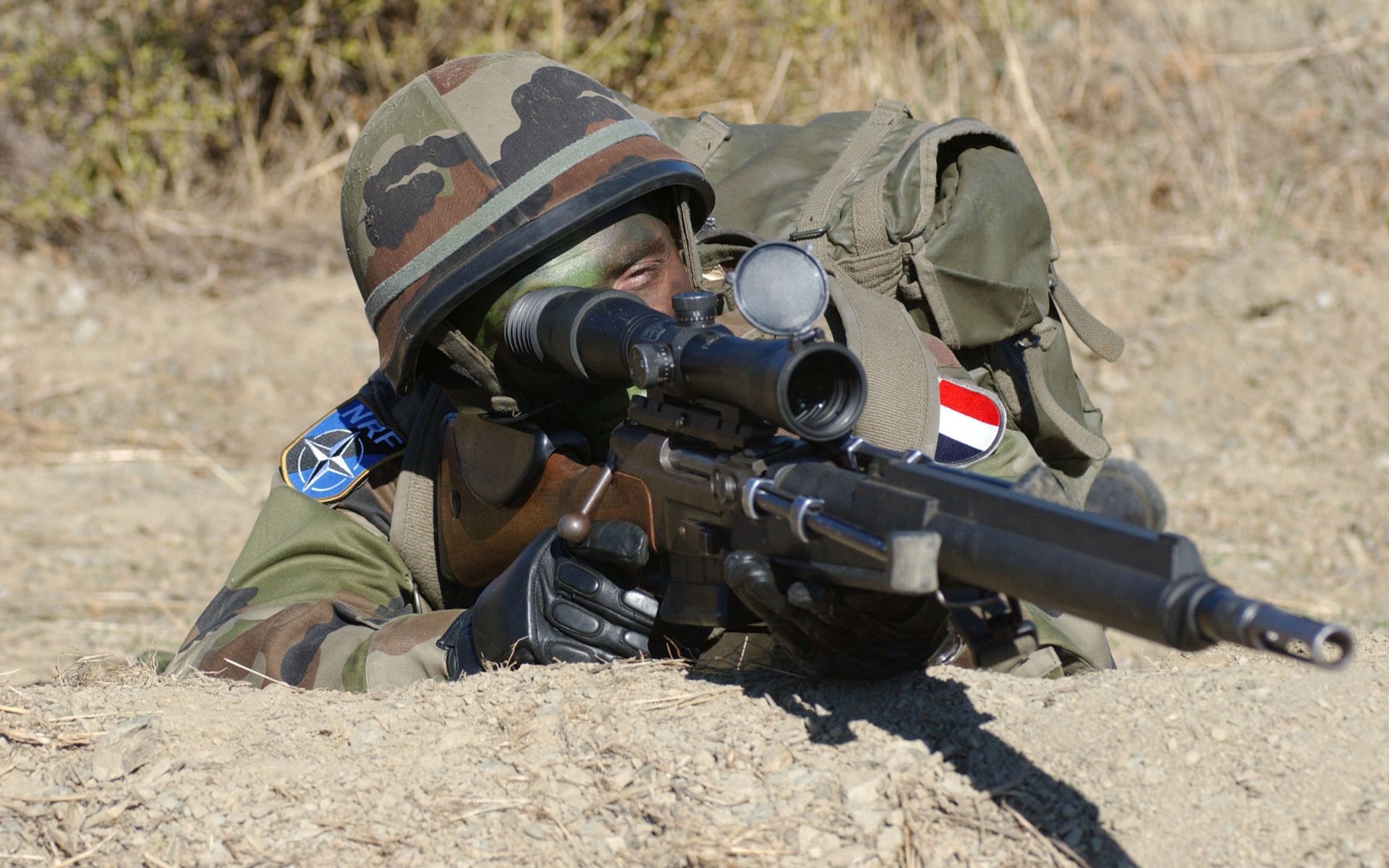 Elite Military Sniper: Precision Weapon in Action – HD Soldier Wallpaper