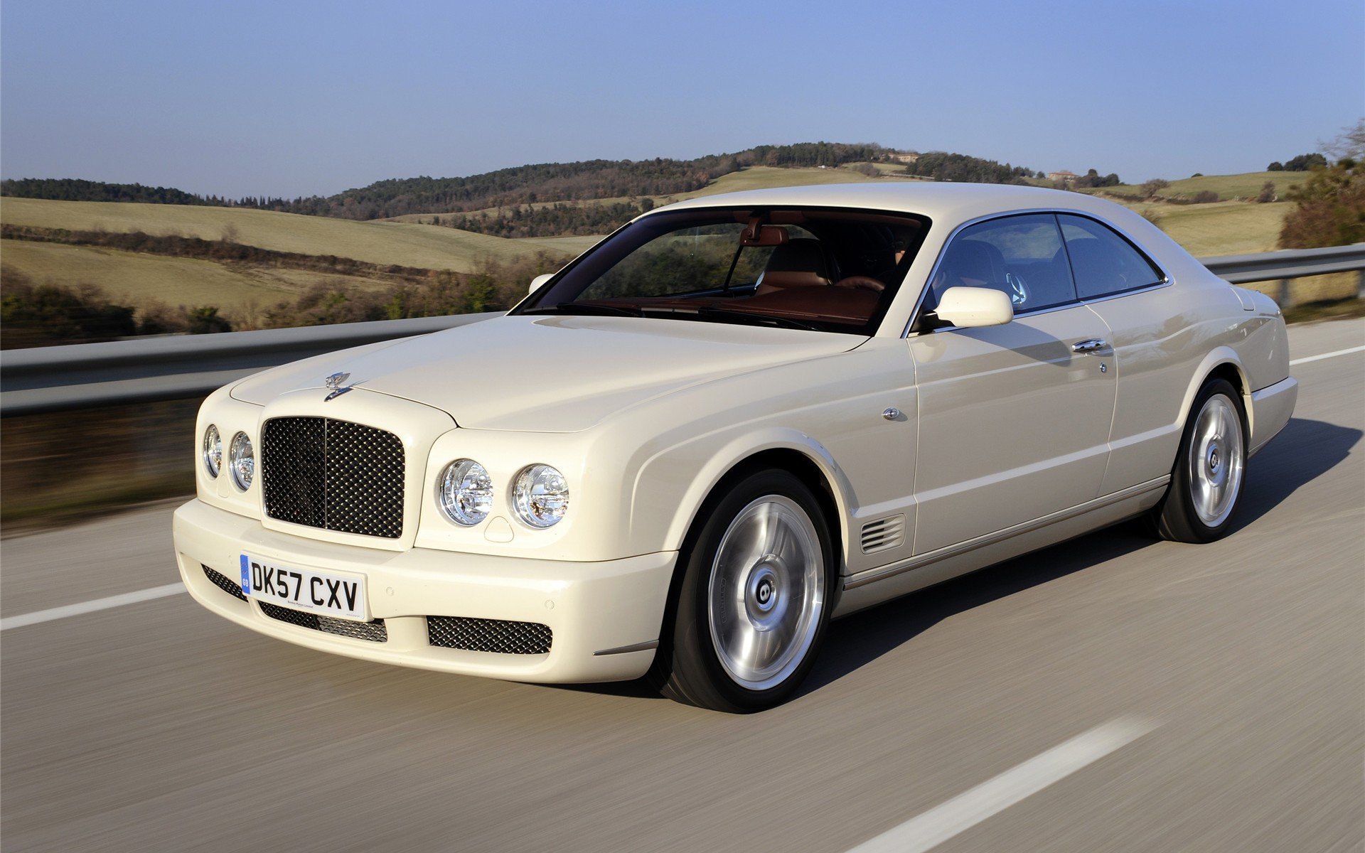 Download Vehicle Bentley HD Wallpaper
