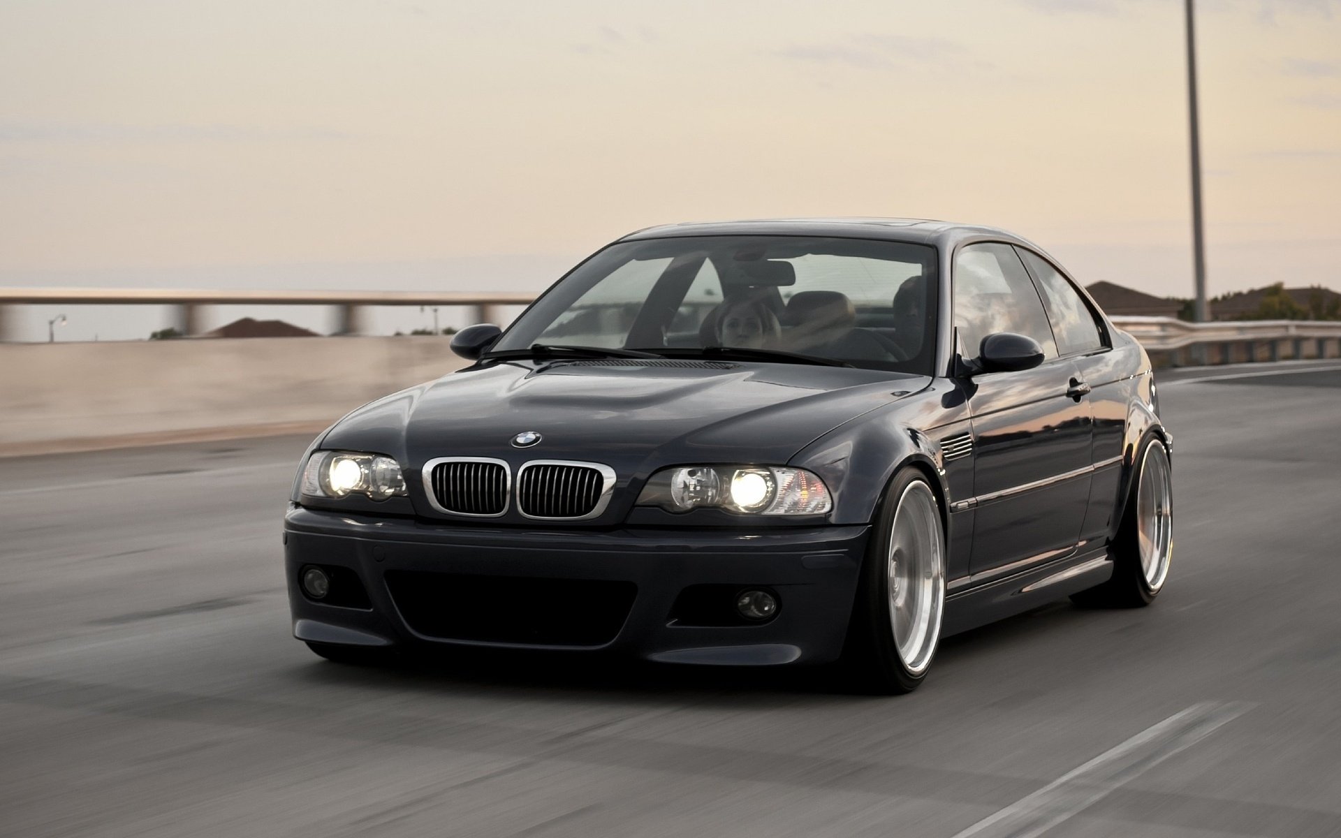 Download Vehicle BMW HD Wallpaper