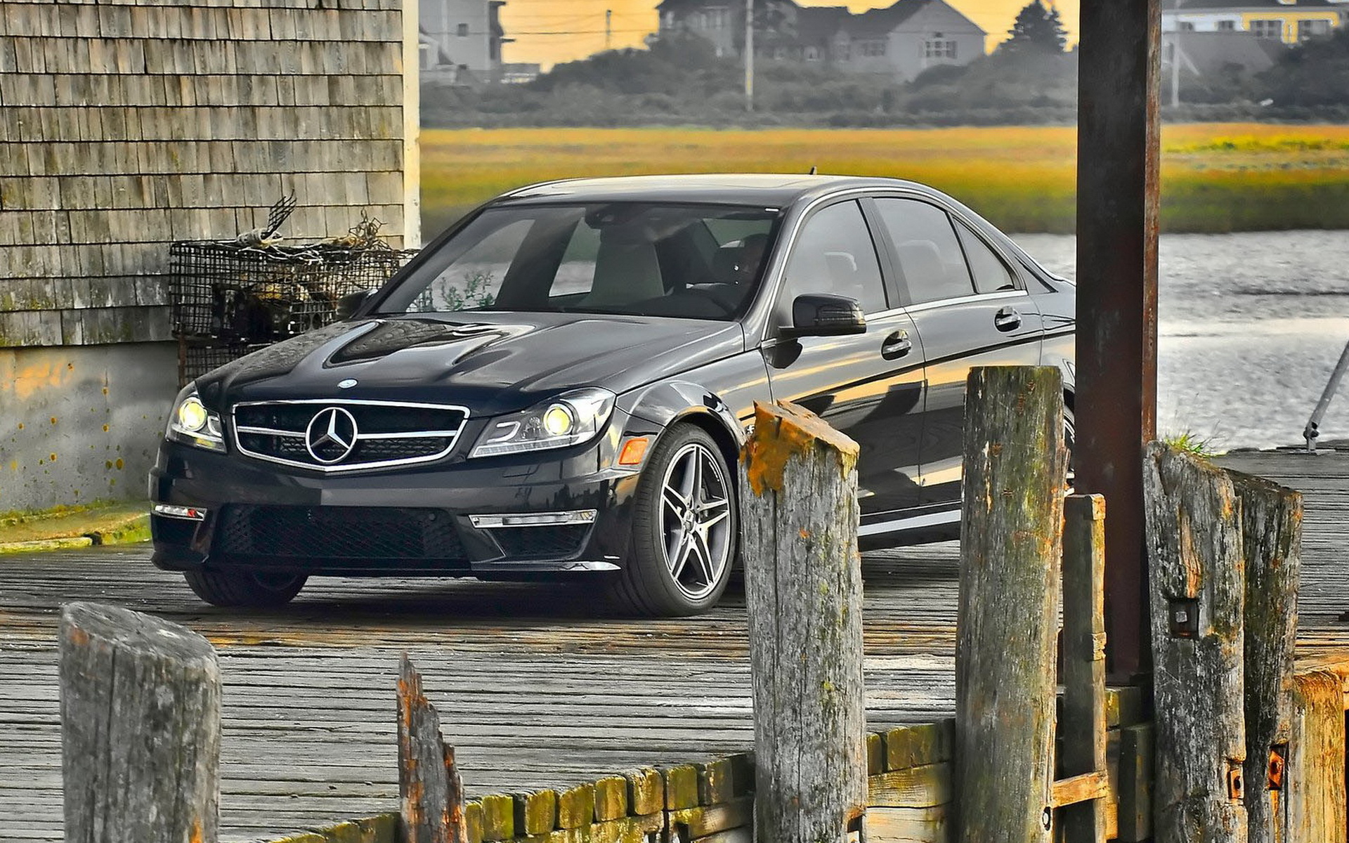 Download Vehicle Mercedes HD Wallpaper