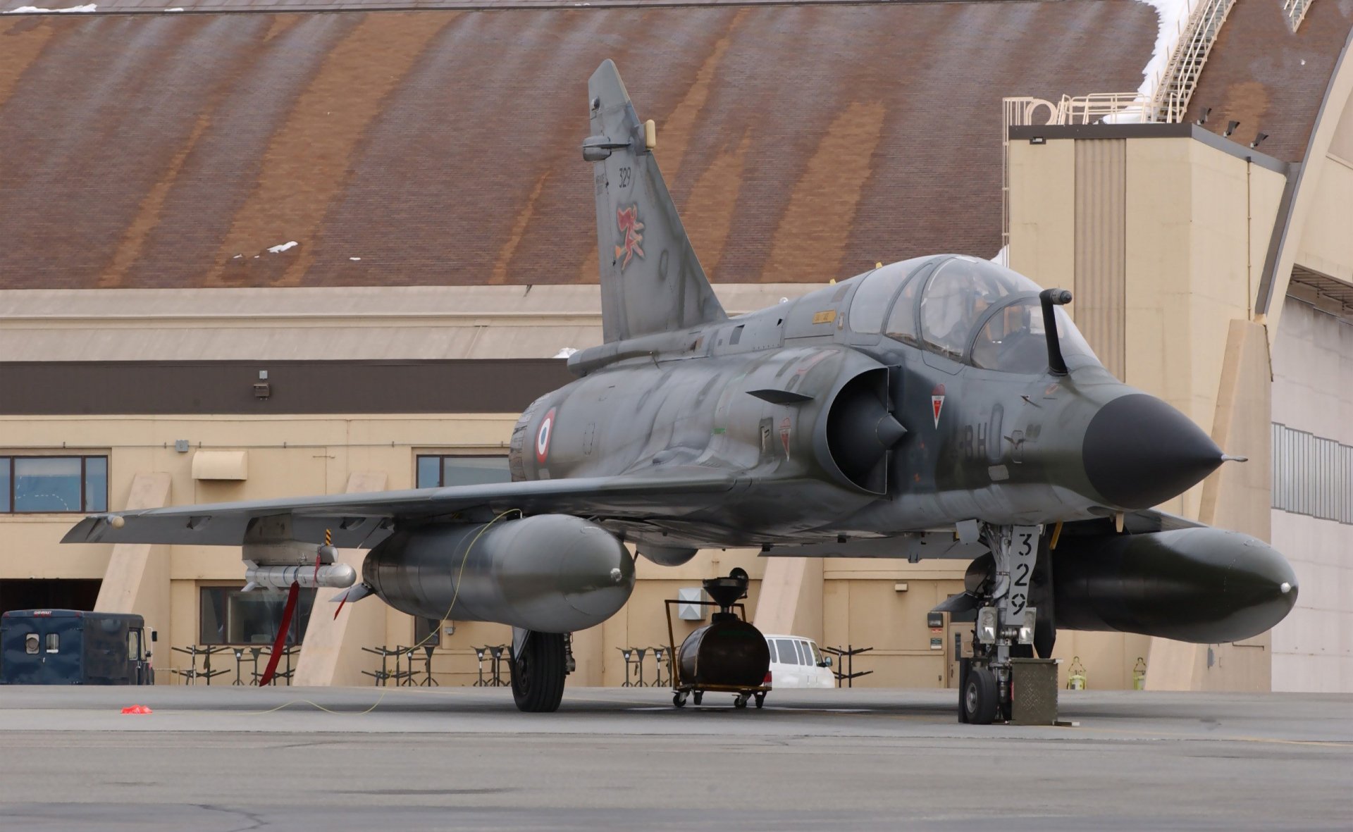 Download Military Dassault Mirage 2000 HD Wallpaper