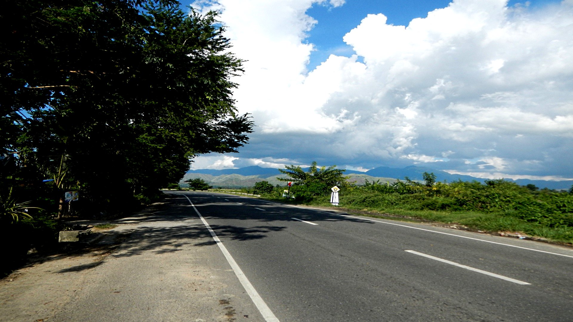 Download Man Made Road HD Wallpaper