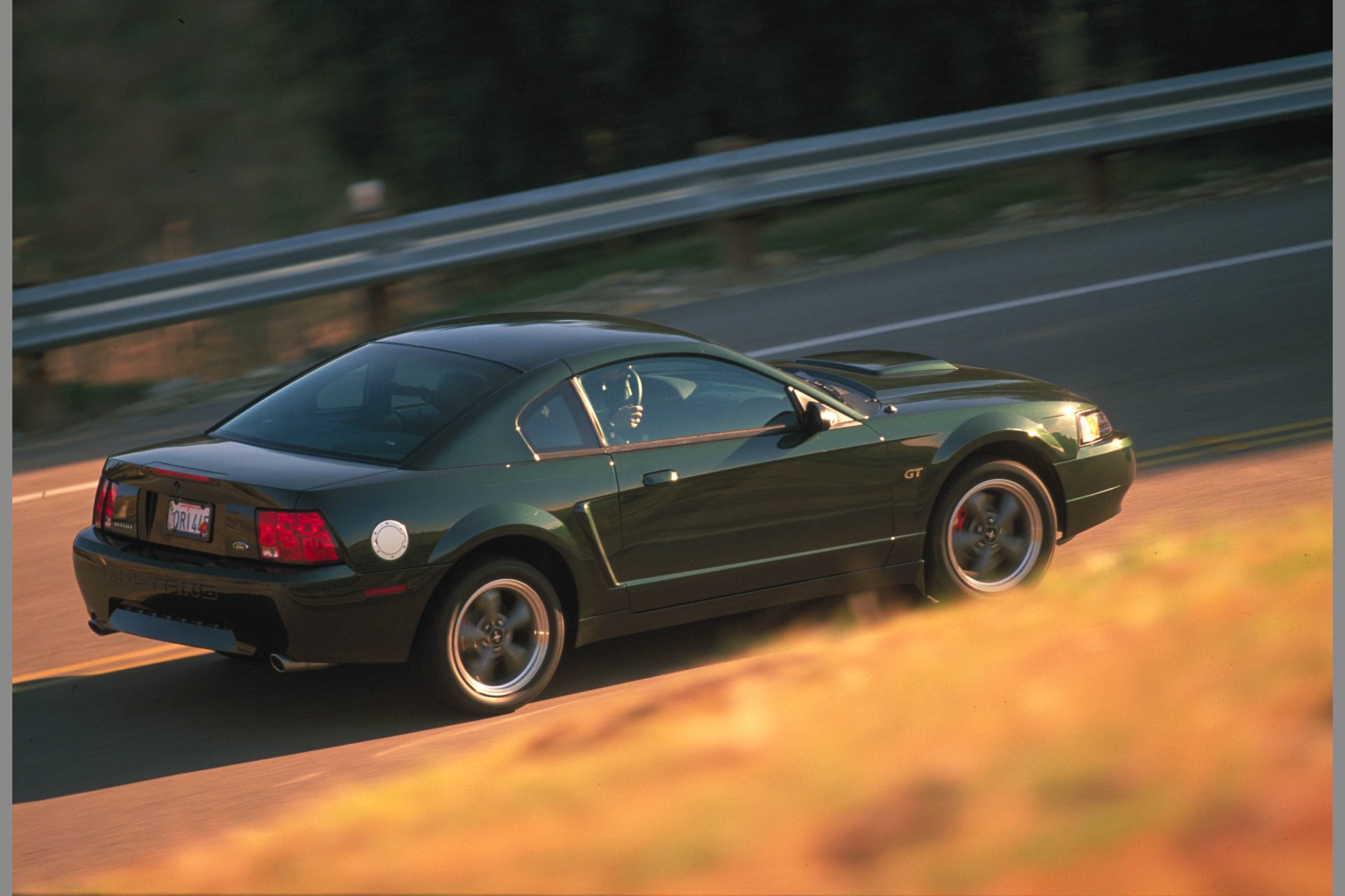 Download Vehicle Ford Mustang 4k Ultra HD Wallpaper | 4000x2667 ...