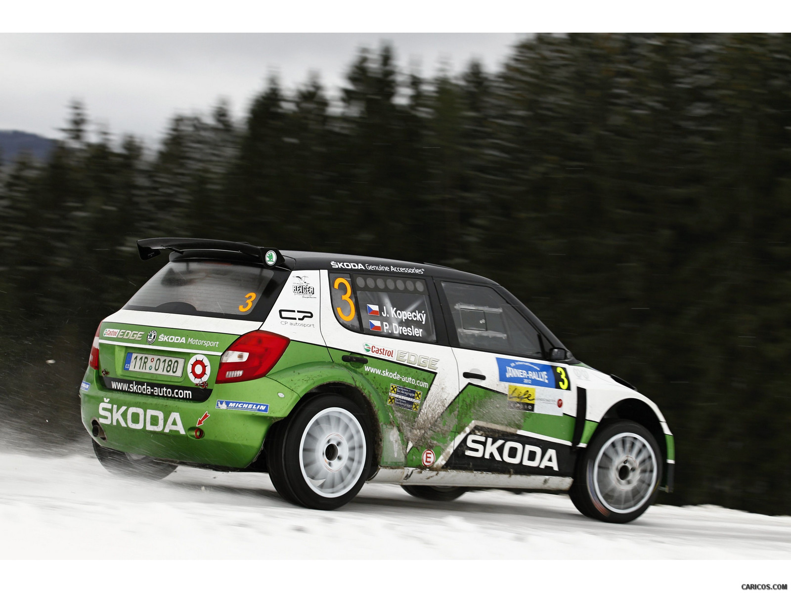 Download Vehicle Skoda Wallpaper