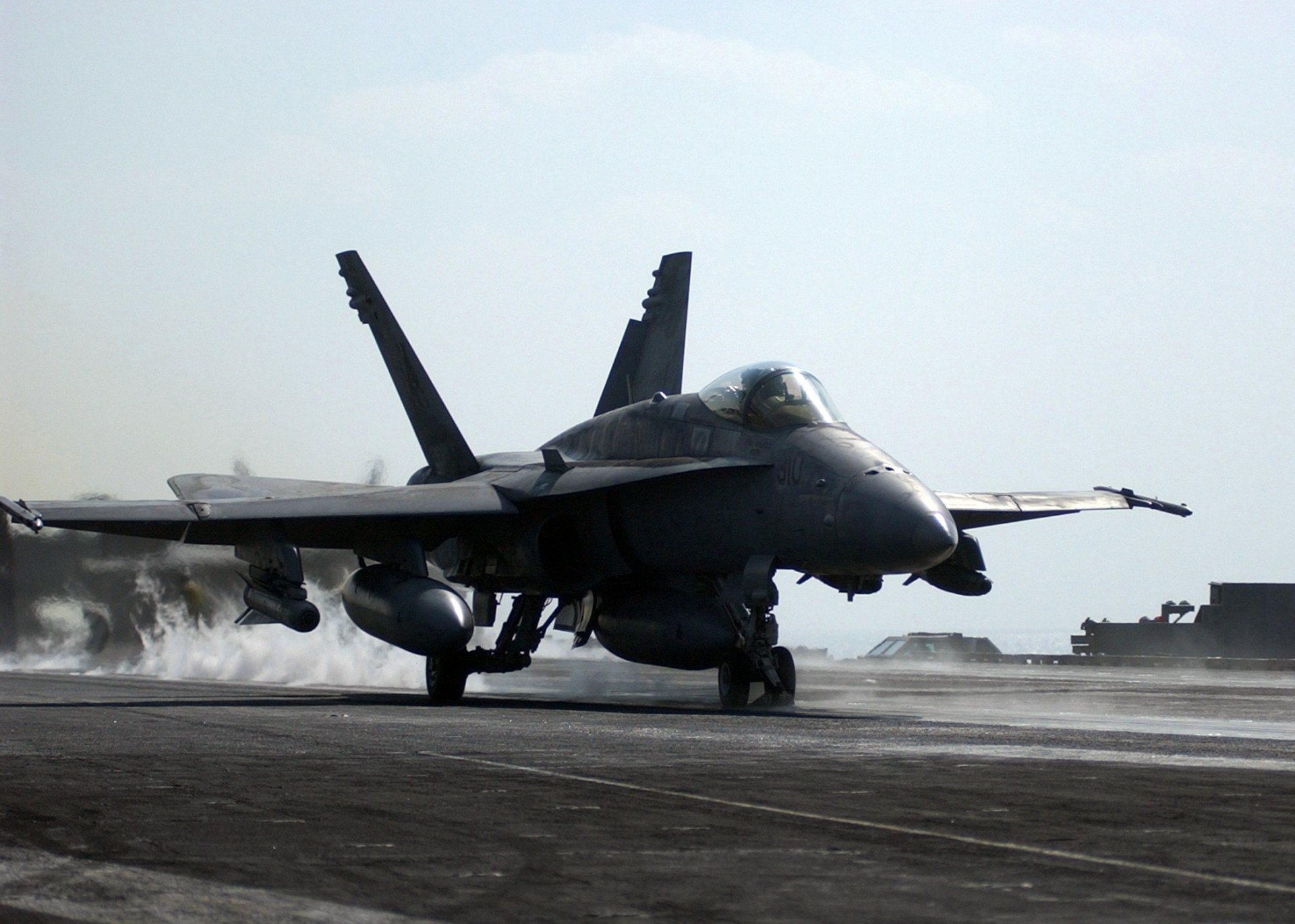 Download Military McDonnell Douglas F/A-18 Hornet HD Wallpaper