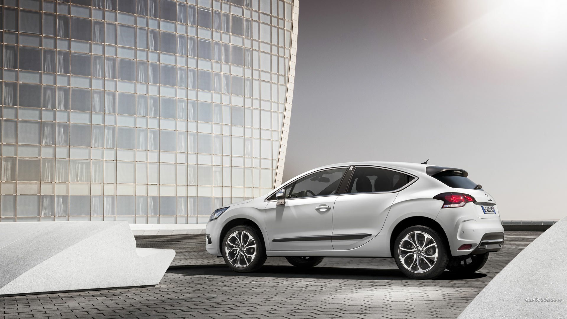 Download Vehicle Citroen DS4 HD Wallpaper