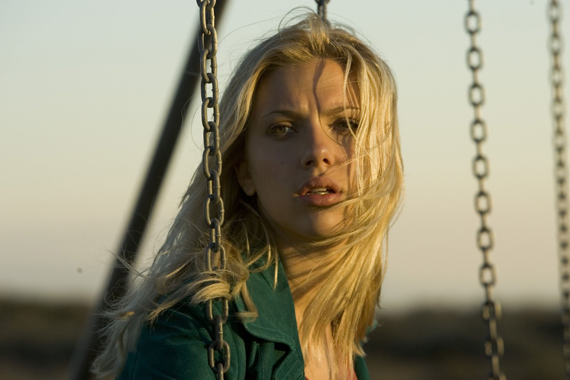 Download Scarlett Johansson Movie The Island HD Wallpaper