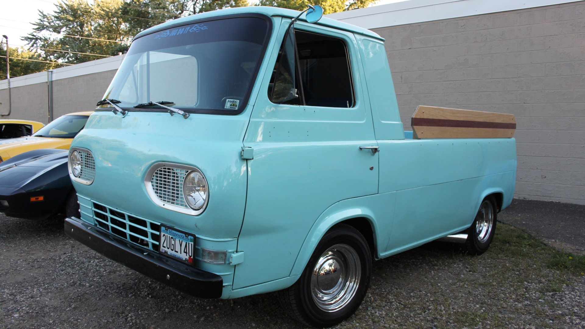 Download Vehicle Ford Econoline 4k Ultra HD Wallpaper