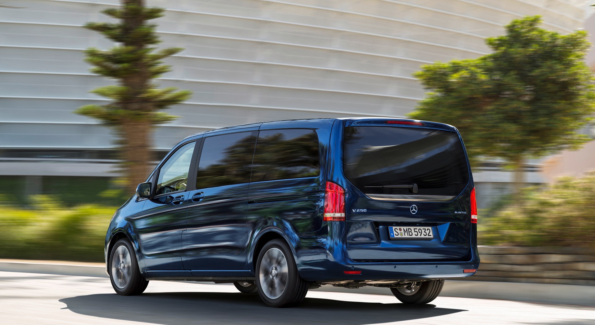 Download Vehicle Mercedes-Benz V-Class Wallpaper