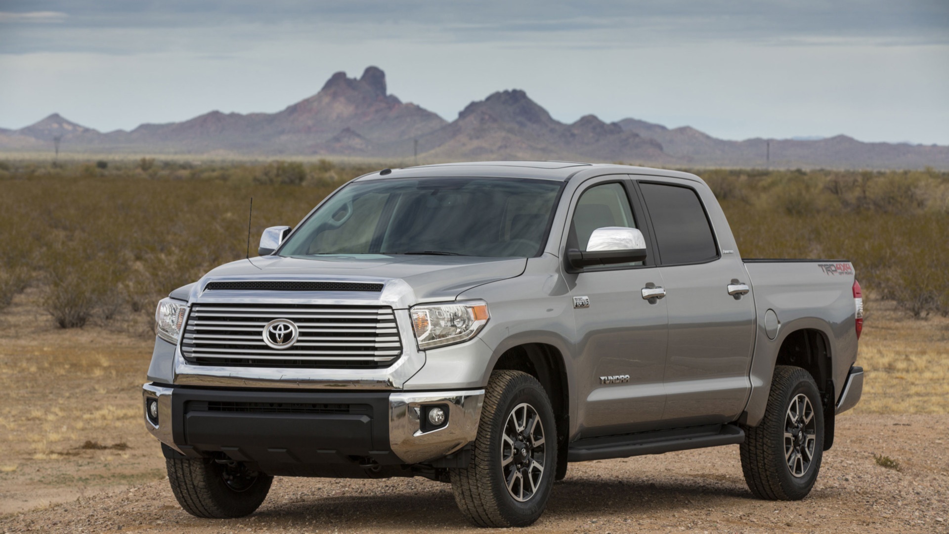 Download Vehicle Toyota Tundra HD Wallpaper
