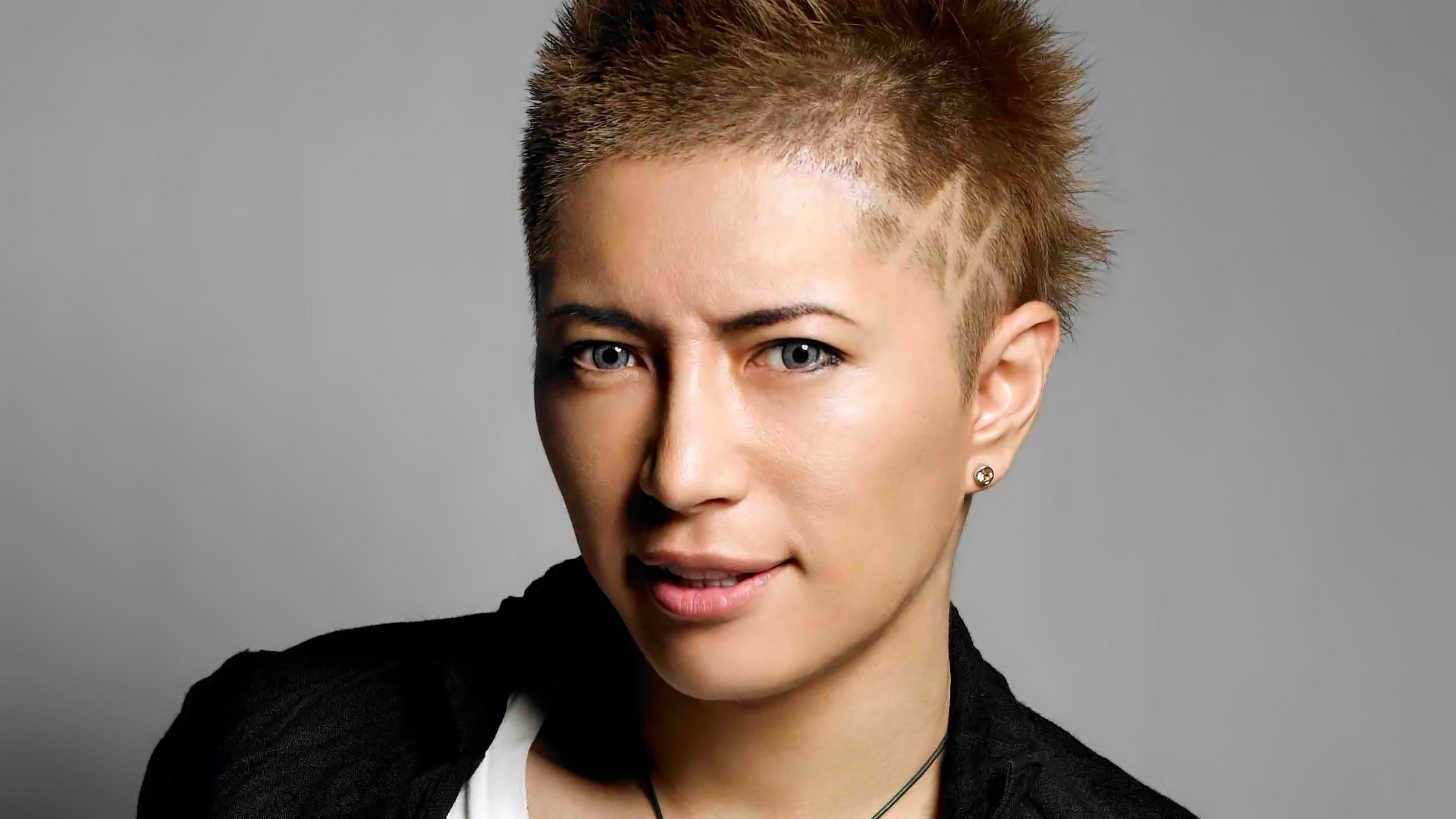 Download Music Gackt HD Wallpaper