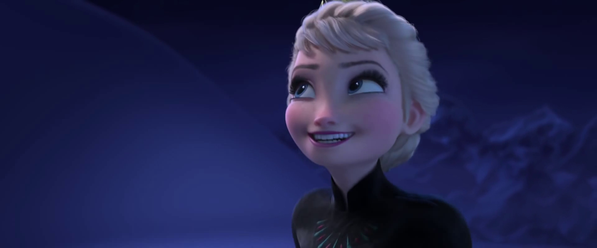 HD Wallpaper of Elsa from Frozen: A Magical Movie Moment