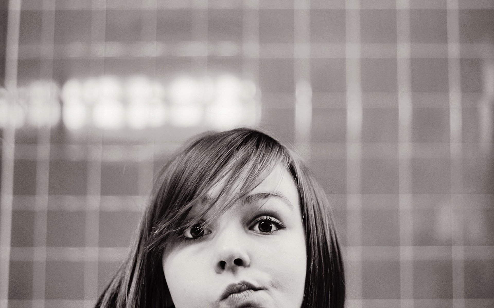 Charming Expression: HD Wallpaper of a Woman